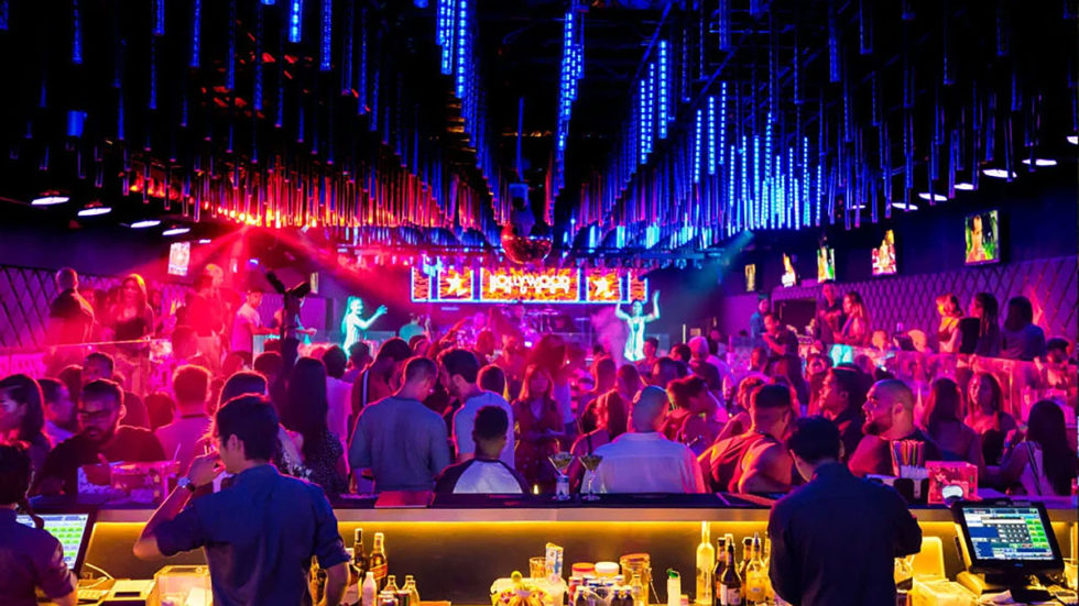 Partying in Paradise: The Best Nightclubs and Beach Bars in Phuket